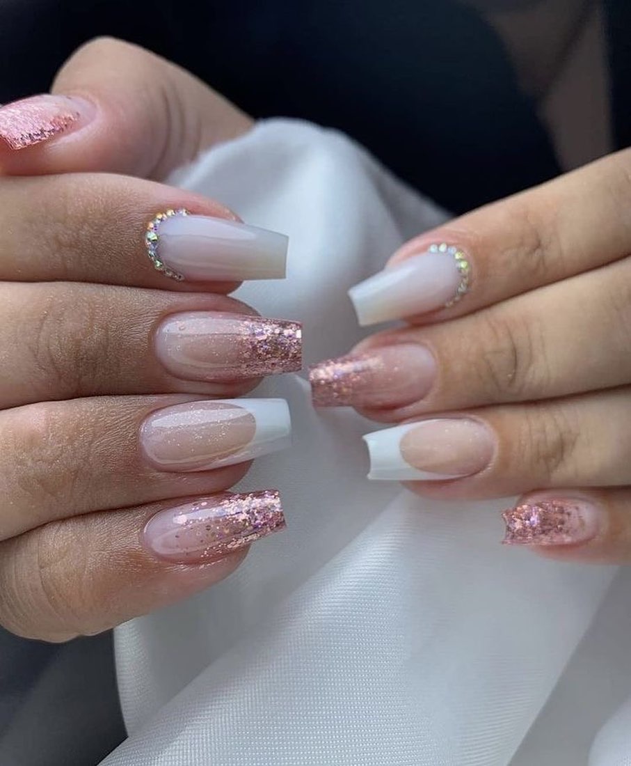 Descubra tudo sobre unhas decoradas gel na tips!