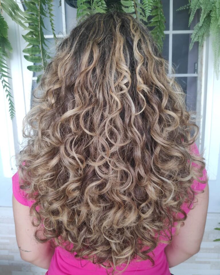 7 opções de melhores cortes para cabelo ondulado - Portal Zoe