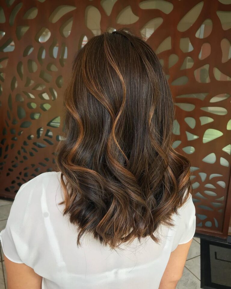 Cabelo Marrom: Descubra a Versatilidade dos Tons e Ilumine sua Beleza ...