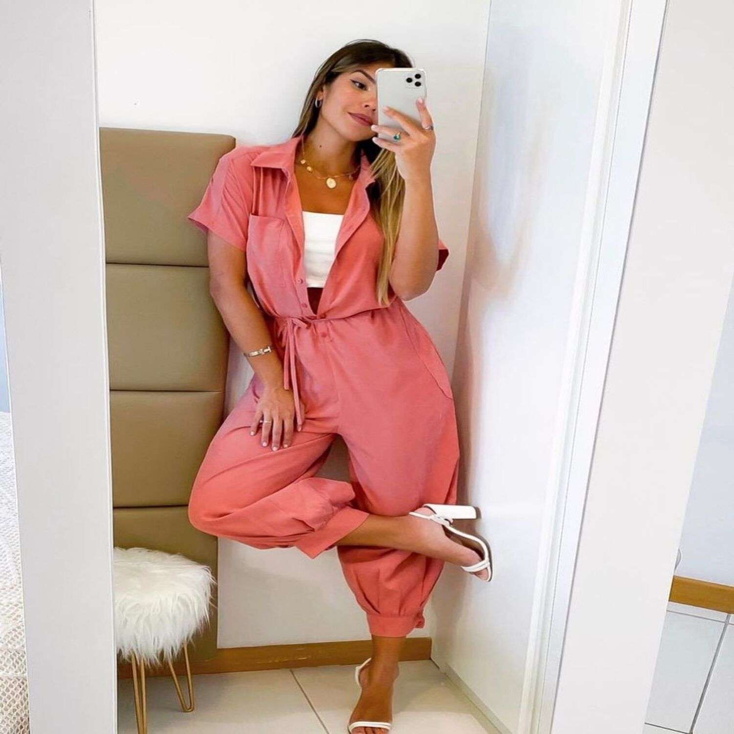 Looks Encantadores para um Encontro Romântico: Celebre com estilo o dia ...