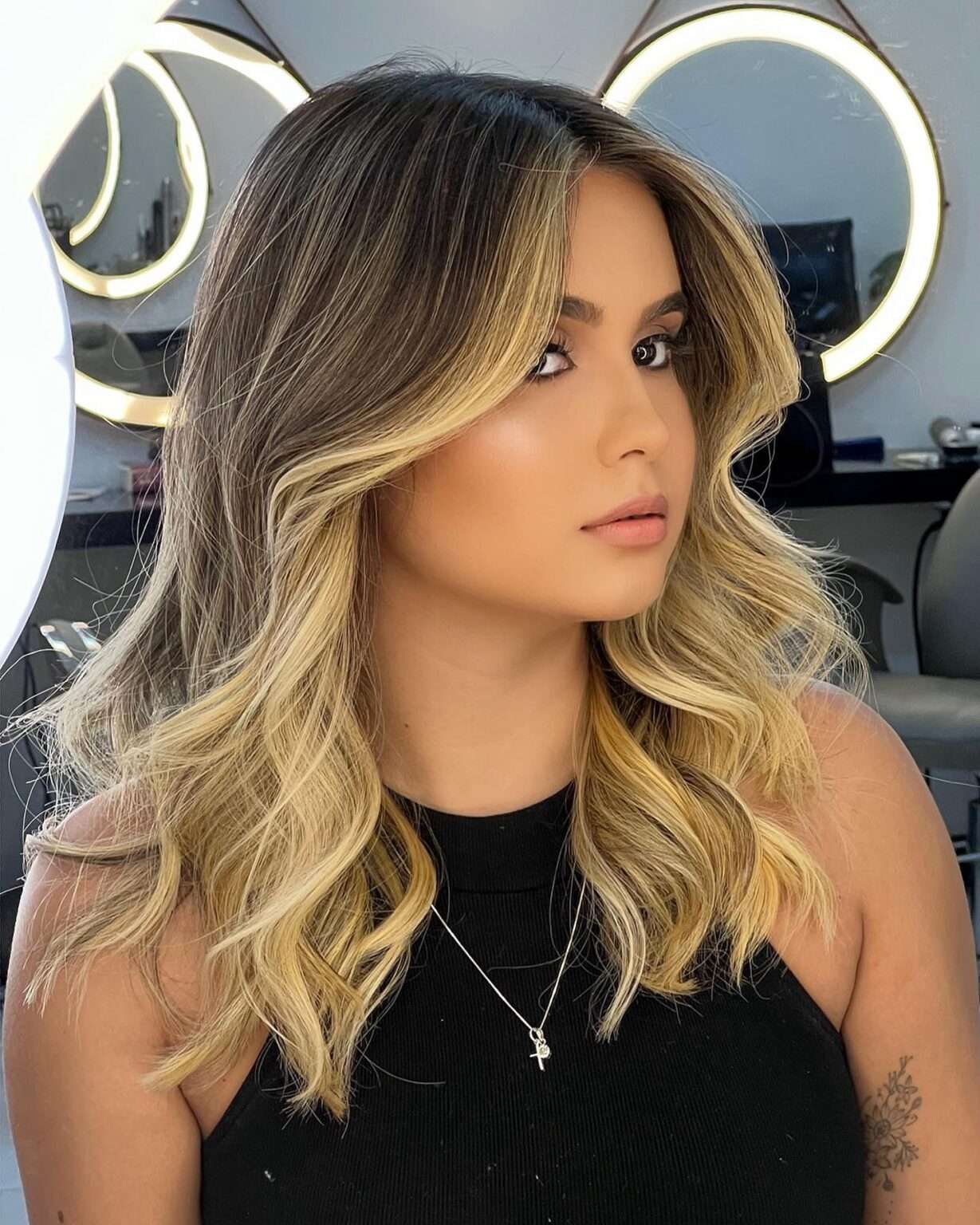 Descubra as 5 Cores de Cabelo Que São Tendência